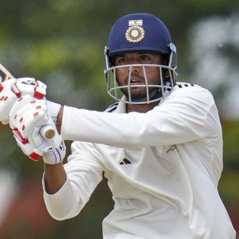 suyash kumar cricketer