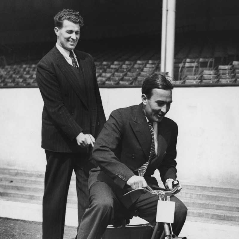 Les Compton's Instagram, Twitter & Facebook on IDCrawl