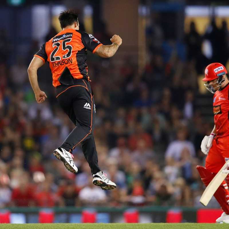 mitchell johnson bowling stats