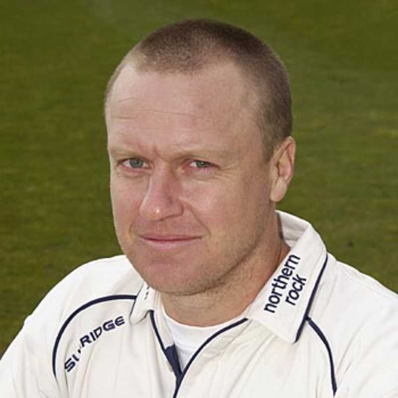 Lewis Bowling's Instagram, Twitter & Facebook on IDCrawl