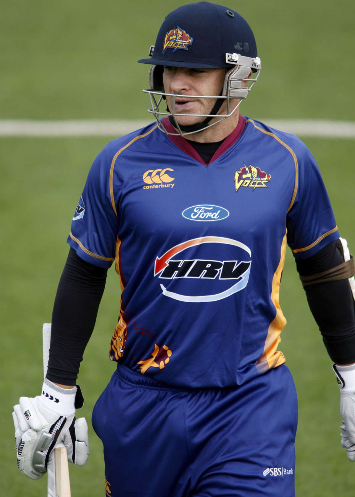 nathan mccullum ipl team