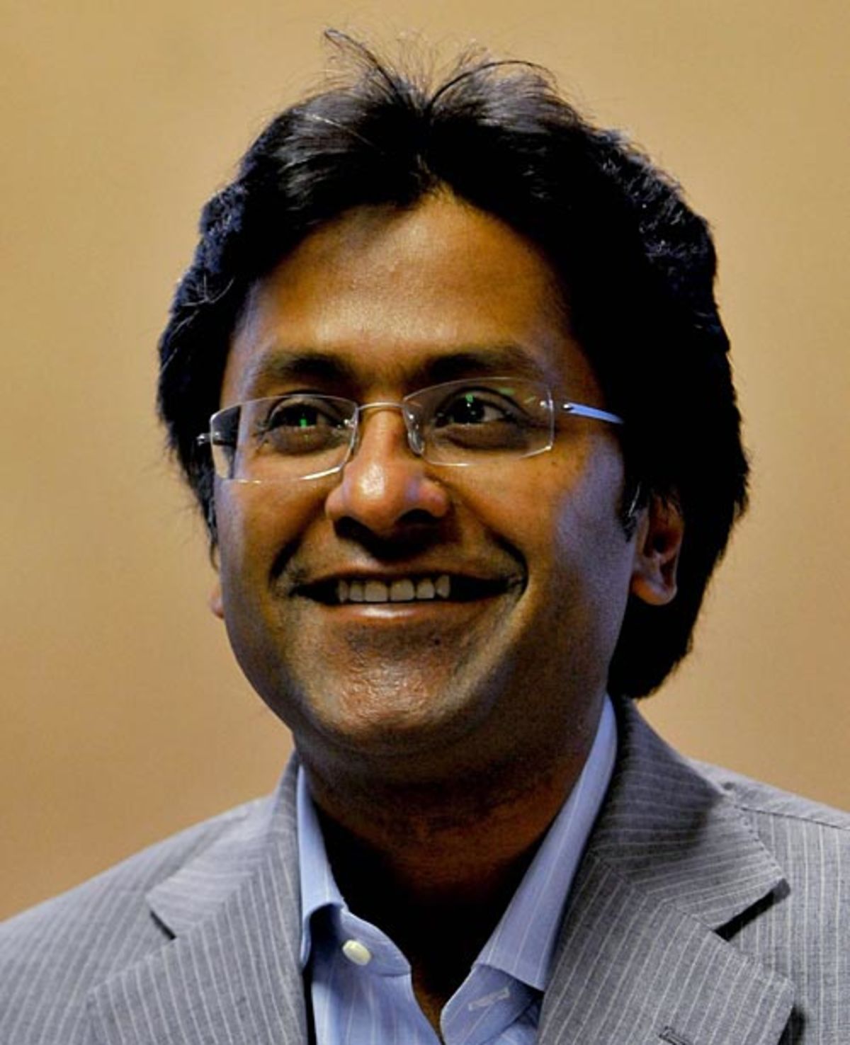Gerald Majola and Lalit Modi at a press conference | ESPNcricinfo.com