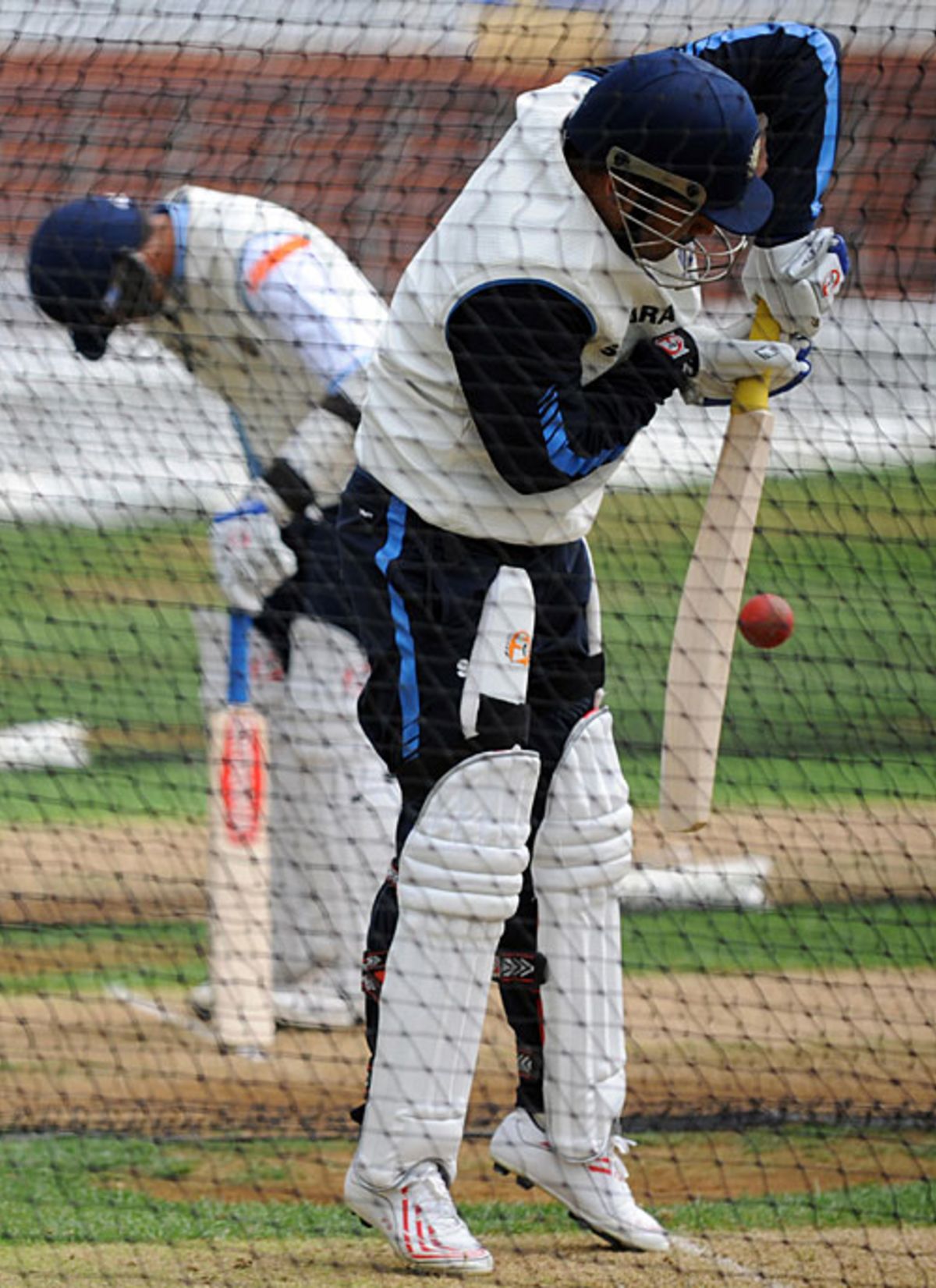 VVS Laxman and MS Dhoni bat in adjoining nets | ESPNcricinfo.com