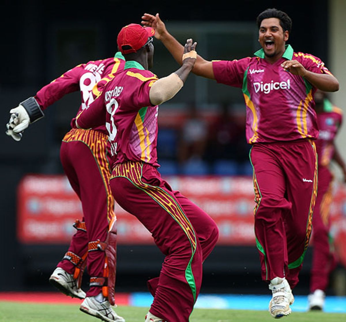 Ravi Rampaul strikes with his first delivery of the match, as Andrew ...