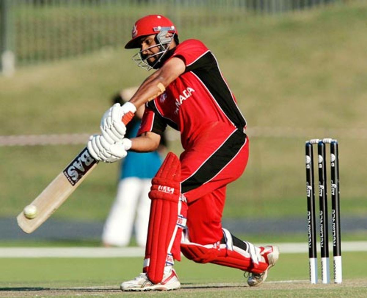 Ashish Bagai pulls powerfully | ESPNcricinfo.com