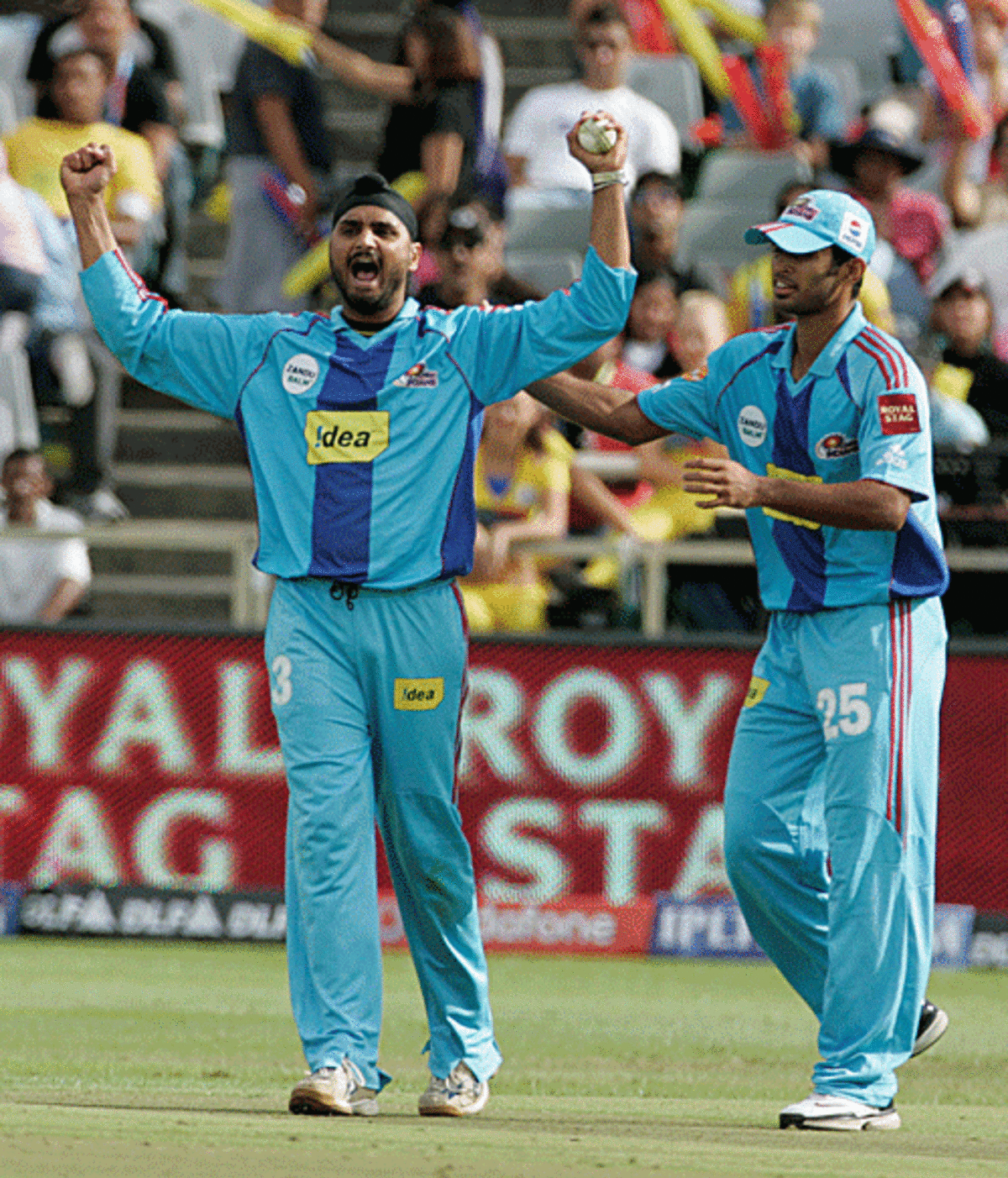 Harbhajan Singh roars after dismissing Andrew Flintoff | ESPNcricinfo.com