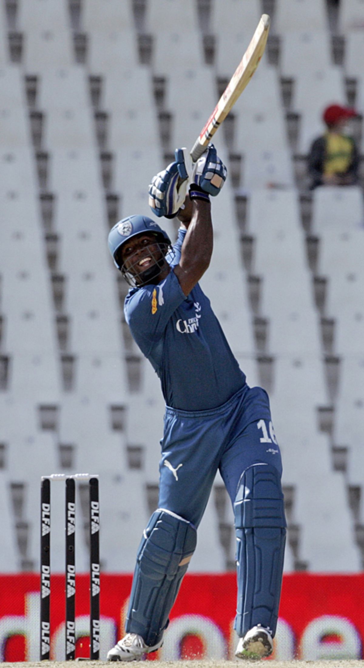 Dwayne Smith hoicks it over short fine leg | ESPNcricinfo.com