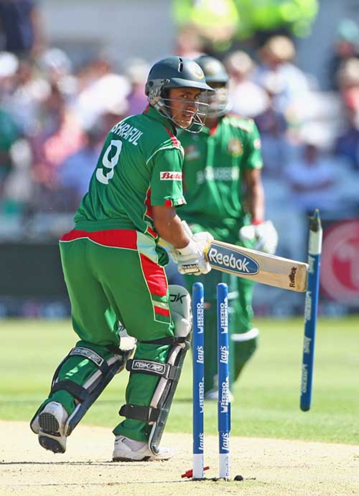 Andre Botha flicks to leg | ESPNcricinfo.com