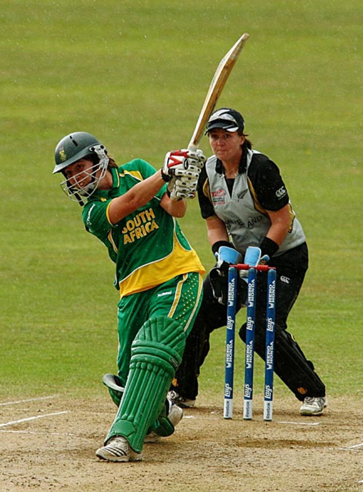 Sian Ruck successfully appeals for the wicket of Shandre Fritz ...