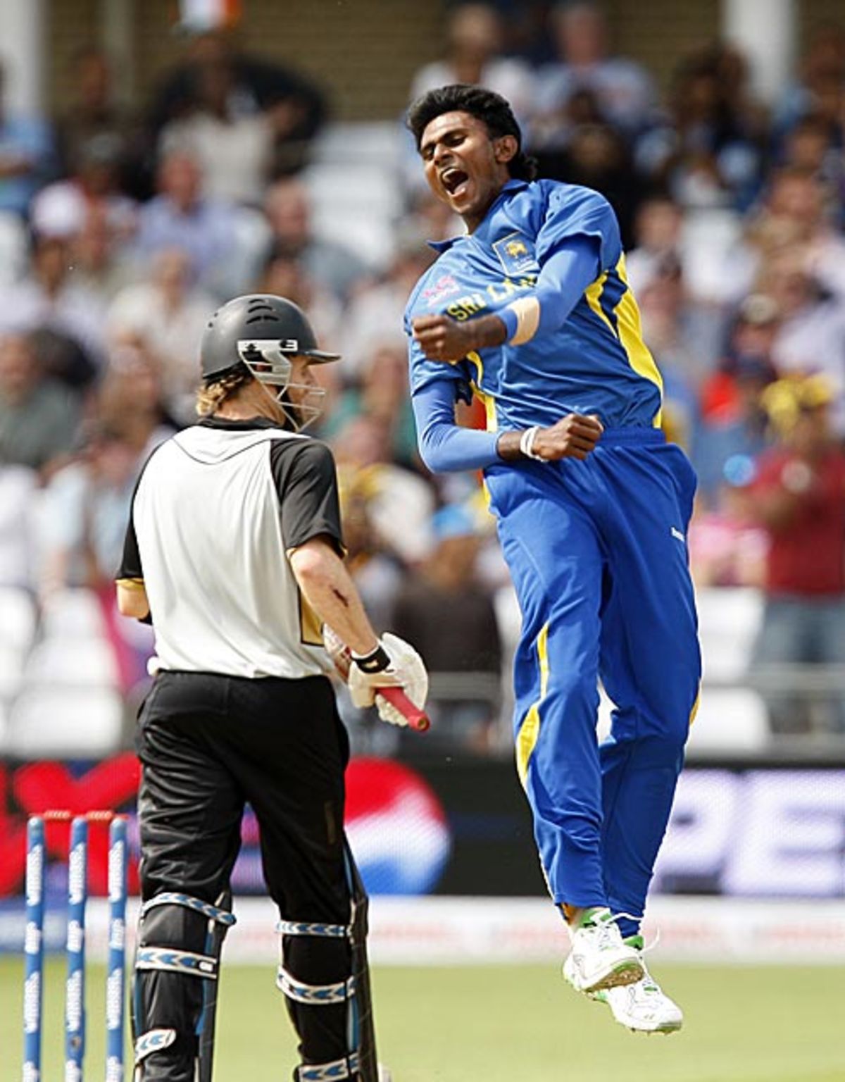 Isuru Udana impressed with figures of 2 for 17 | ESPNcricinfo.com