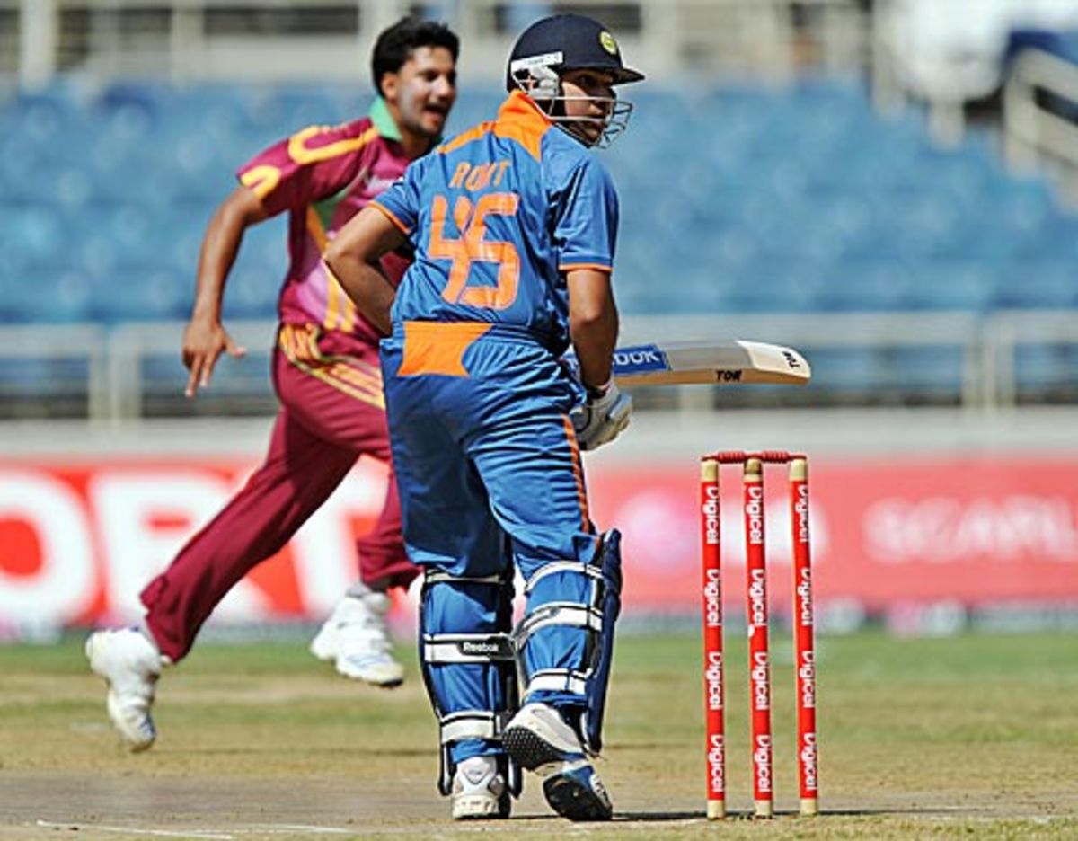 Gautam Gambhir nicks one to the keeper | ESPNcricinfo.com
