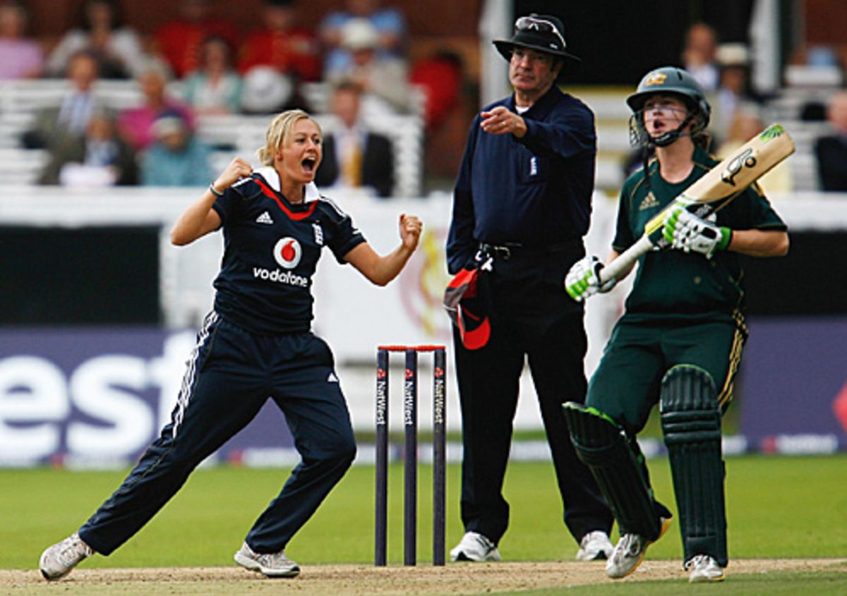 Laura Marsh celebrates the early wicket of Lisa Sthalekar ...