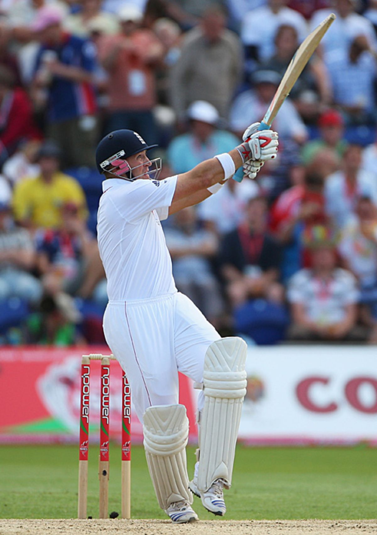 Matt Prior lifts an elegant pull | ESPNcricinfo.com