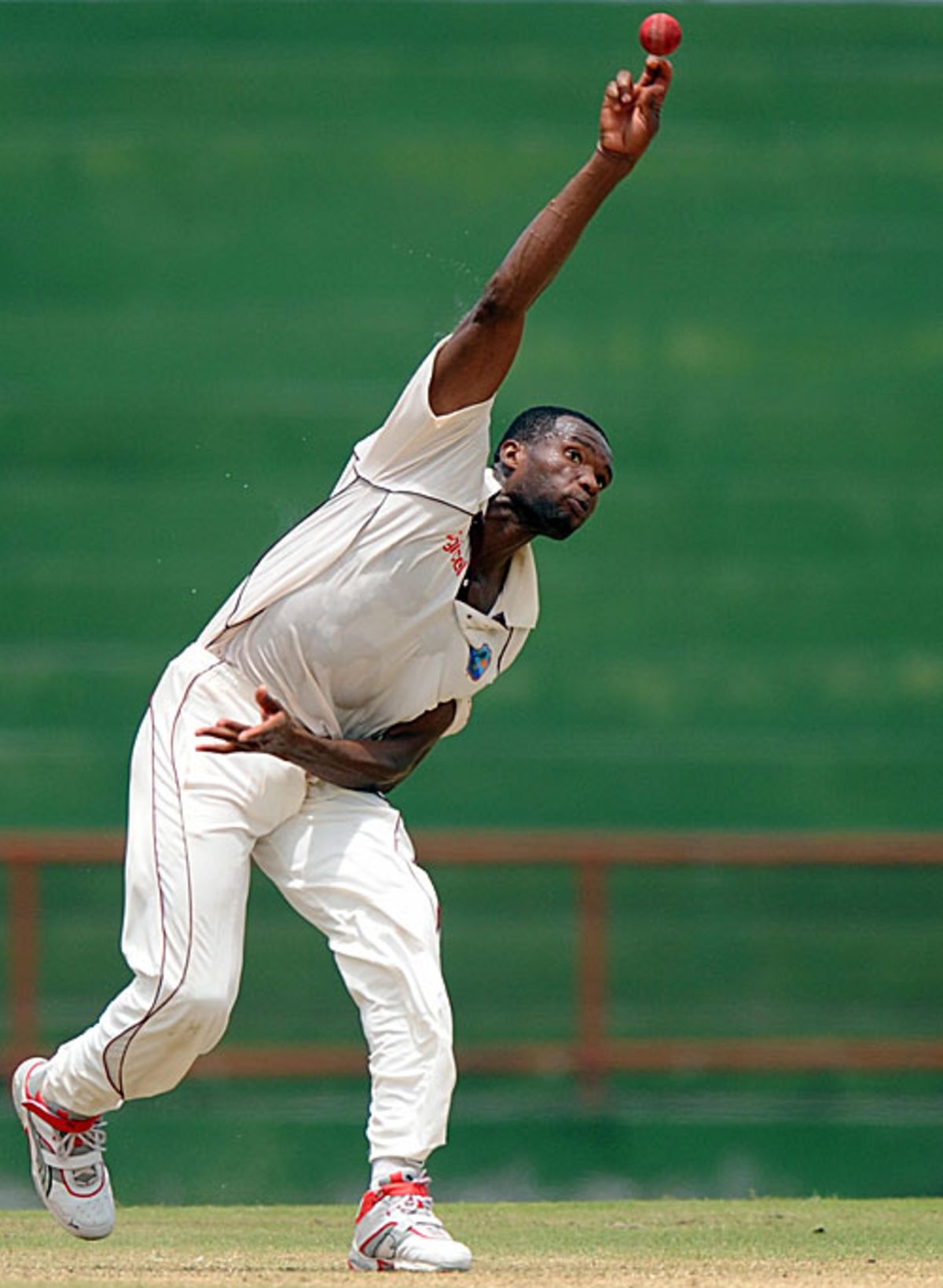 David Bernard runs in | ESPNcricinfo.com