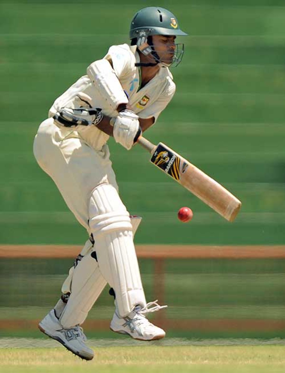 Junaid Siddique goes for a big shot | ESPNcricinfo.com