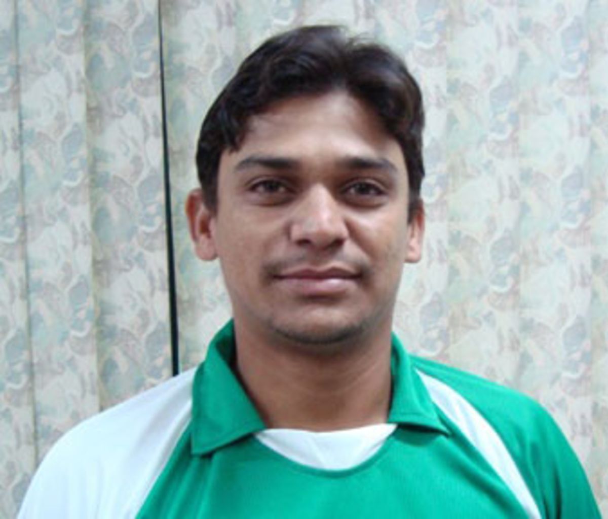Khalid Latif portrait | ESPNcricinfo.com