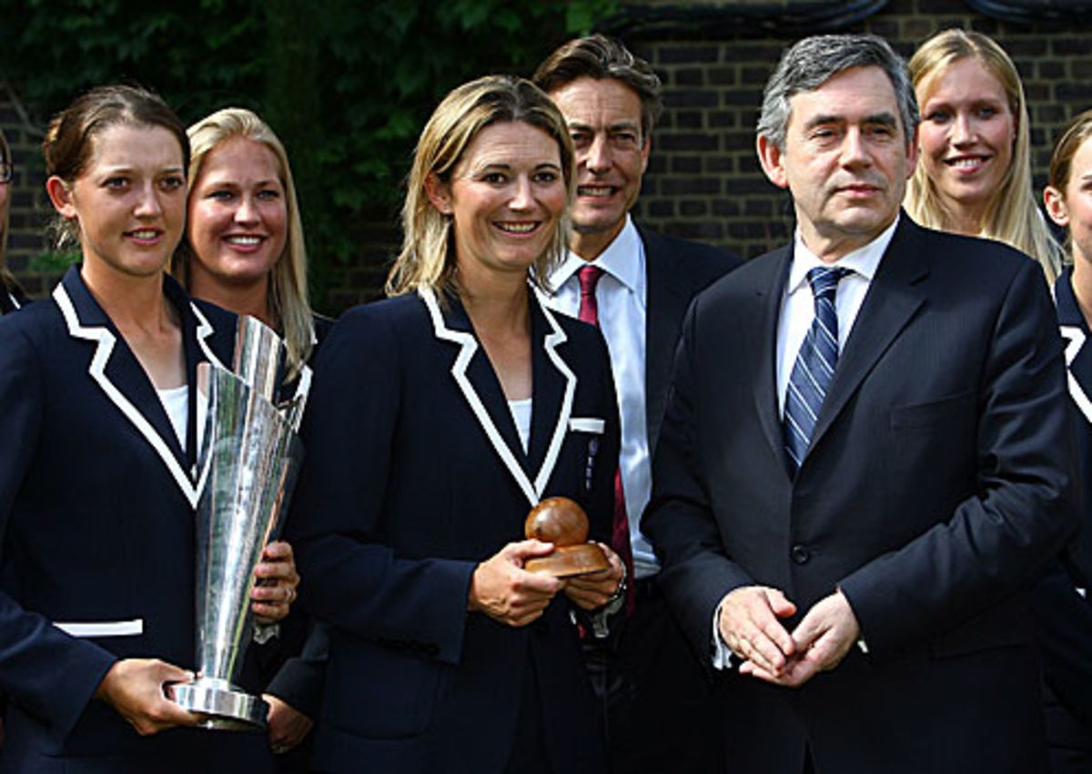 Charlotte Edwards and Nicky Shaw pose outside 10 Downing Street ...