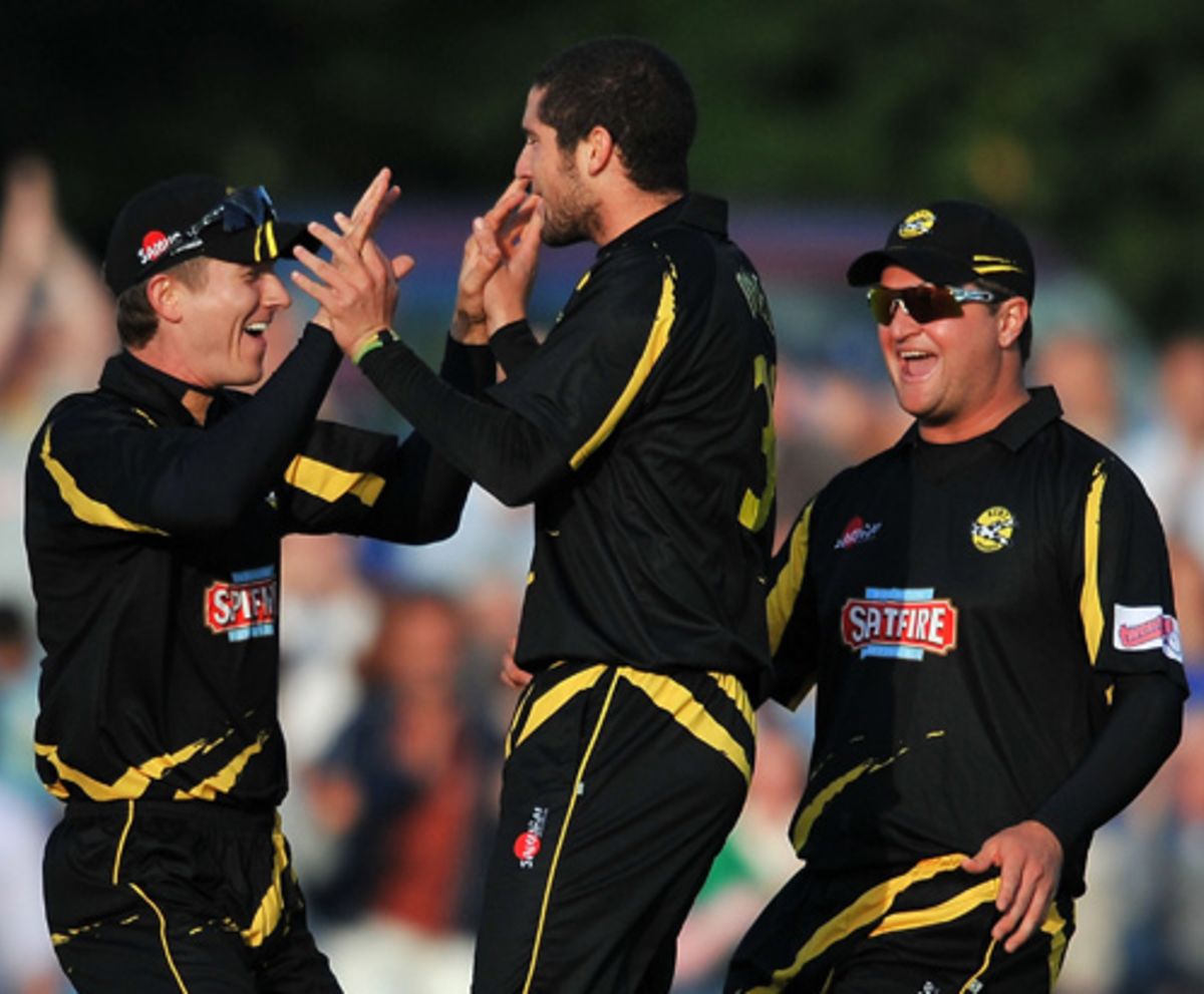 Robert Key goes inside out during his 30 | ESPNcricinfo.com