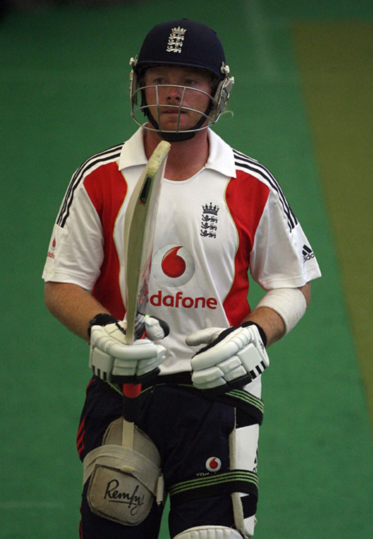 Ian Bell gets some batting practice in | ESPNcricinfo.com