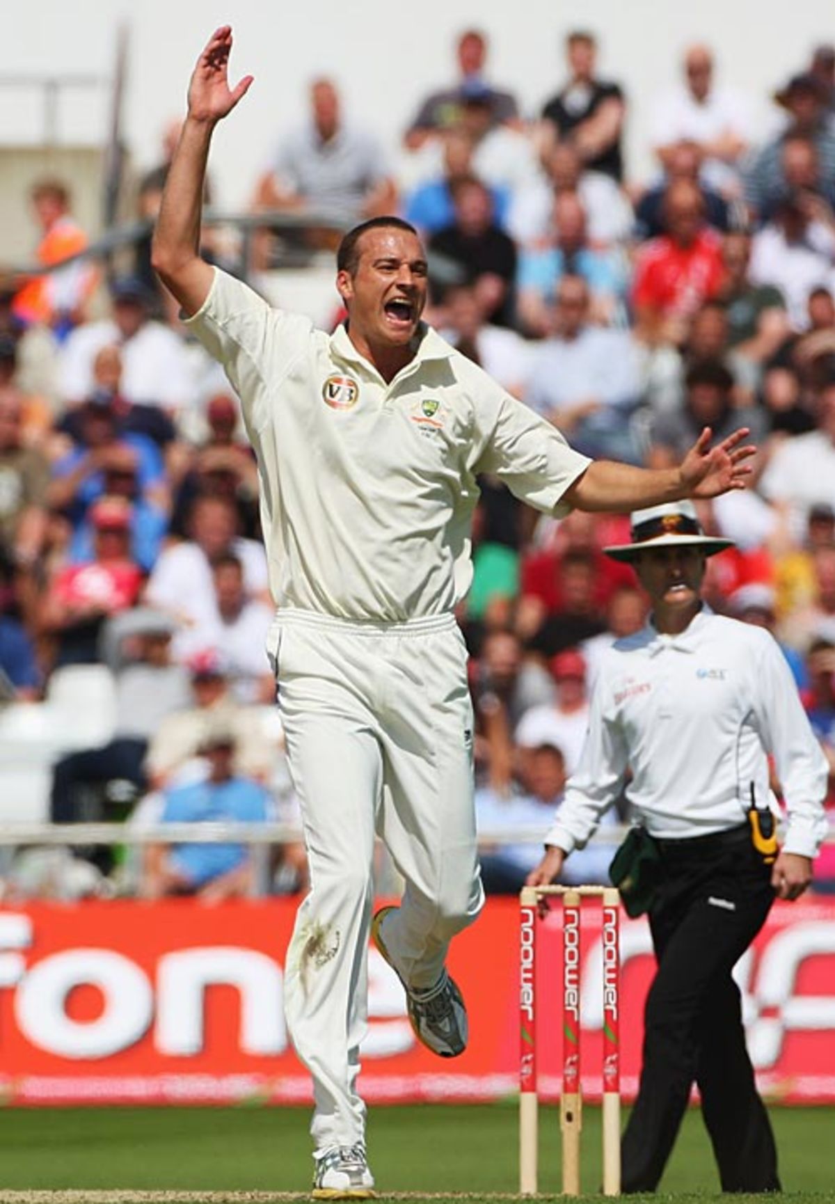 Stuart Clark took three wickets before lunch | ESPNcricinfo.com