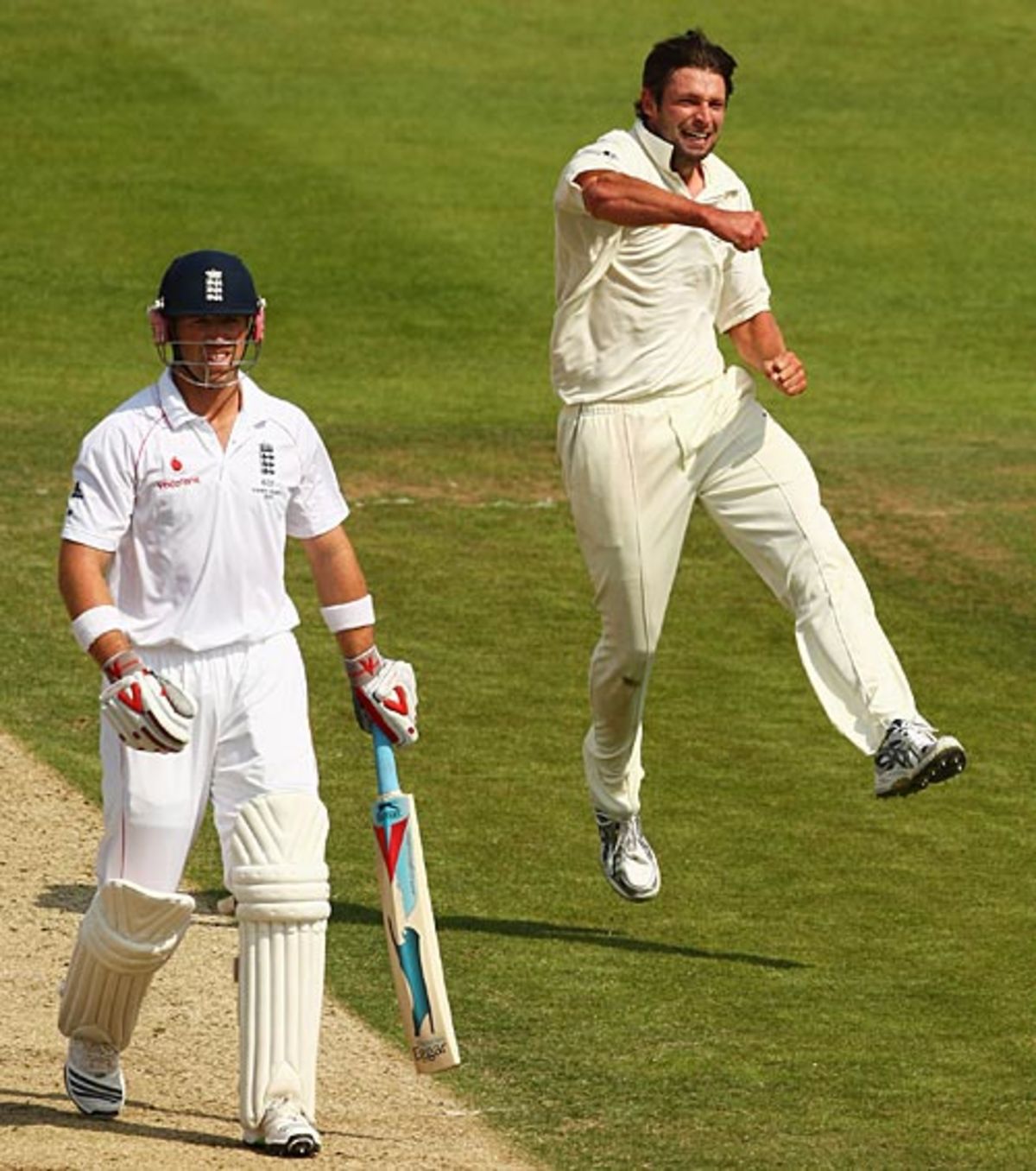 Mohammad Yousuf whips it on the leg side | ESPNcricinfo.com