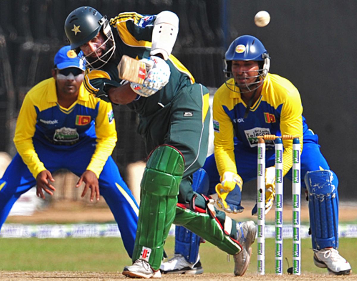 Mohammad Yousuf whips it on the leg side | ESPNcricinfo.com