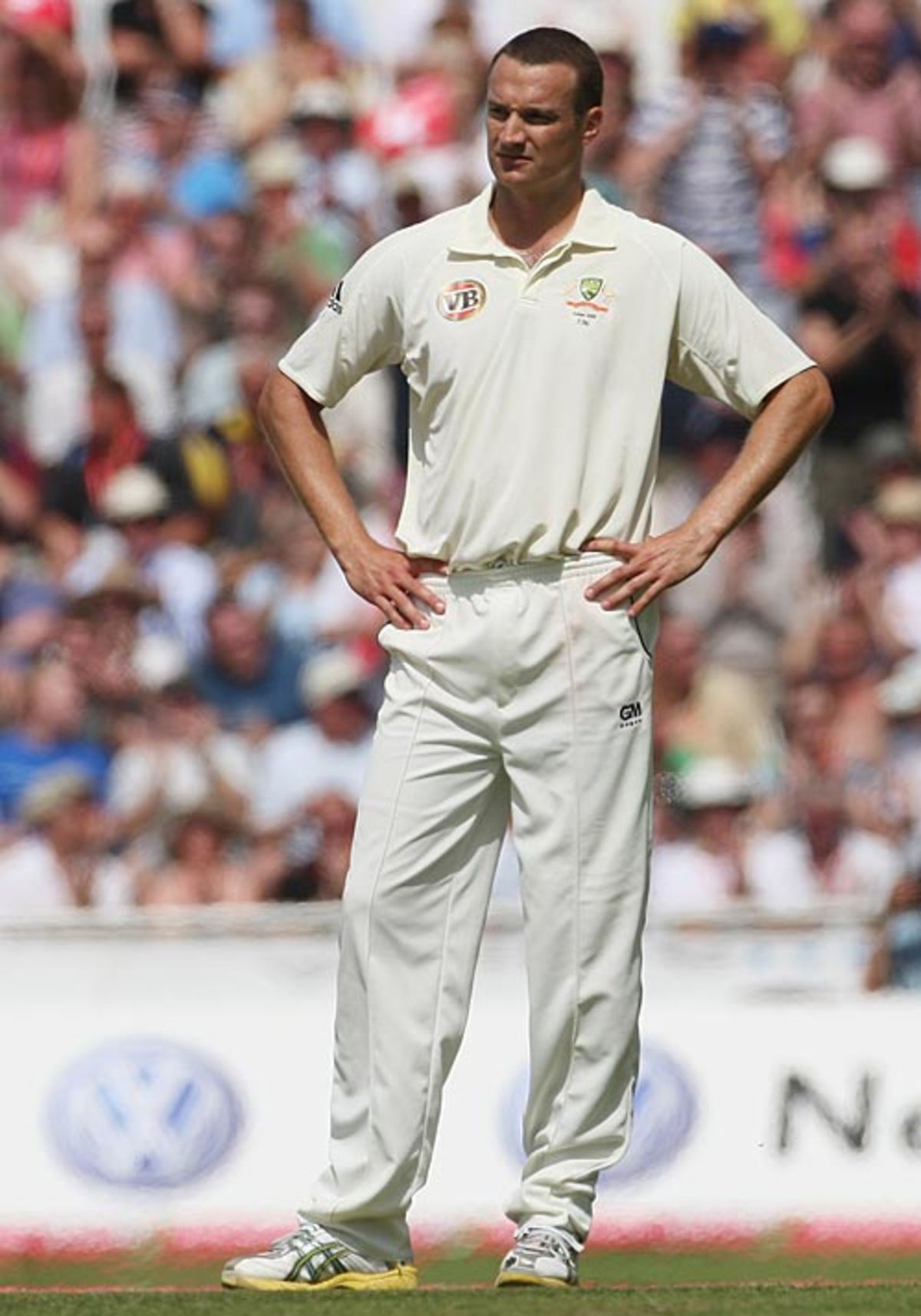 Stuart Clark's teapot would have made Glenn McGrath proud ...