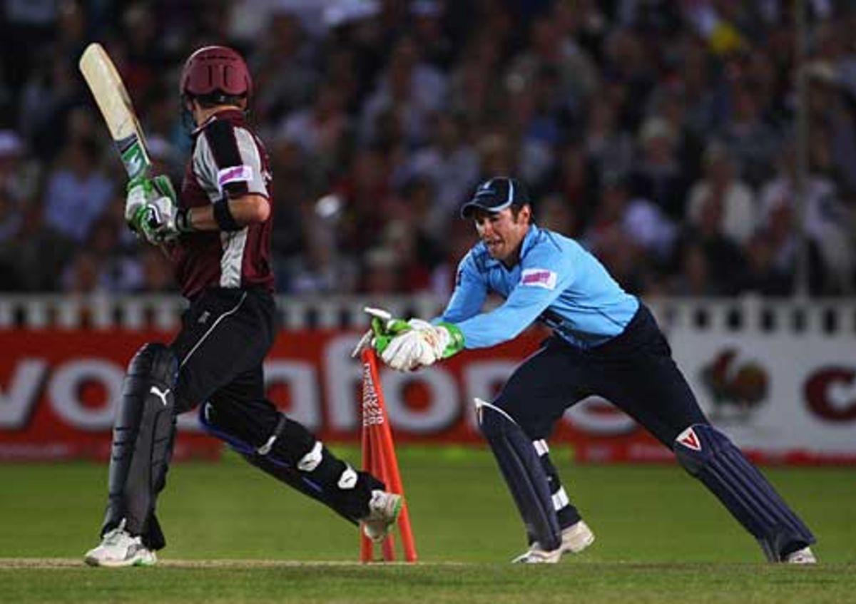 Sussex celebrate with the Twenty20 Cup | ESPNcricinfo.com