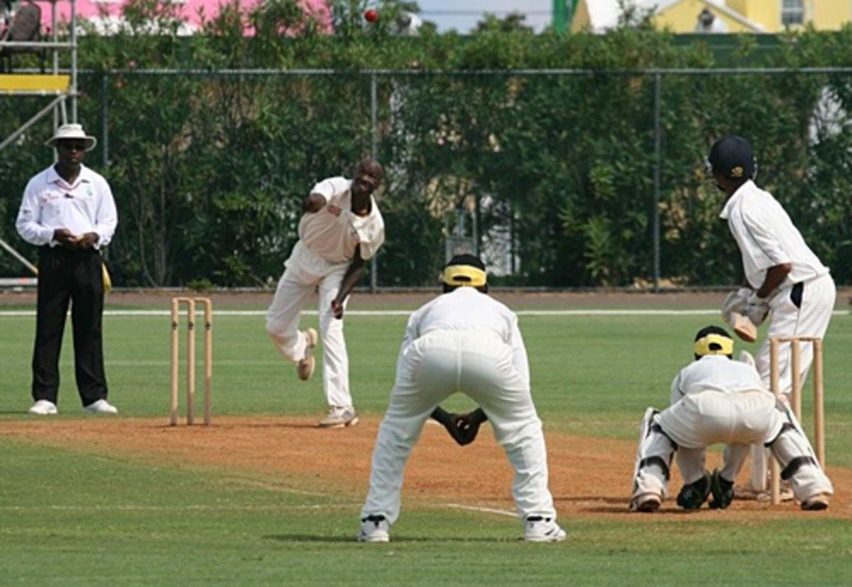 Rodney Trott lets it rip | ESPNcricinfo.com
