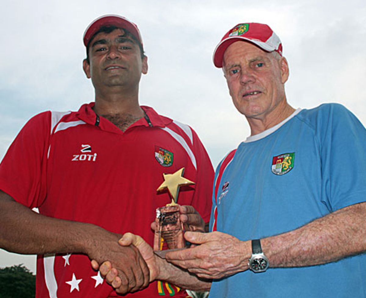 Blane Queripel successfully appeals for the wicket of Imran Sajjad ...