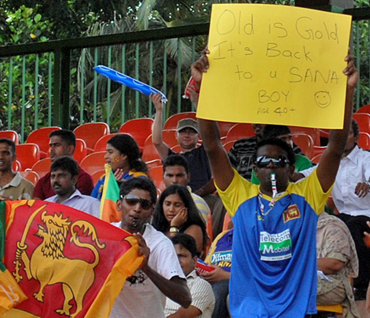 Sri Lankan fans deck up in style for the final | ESPNcricinfo.com