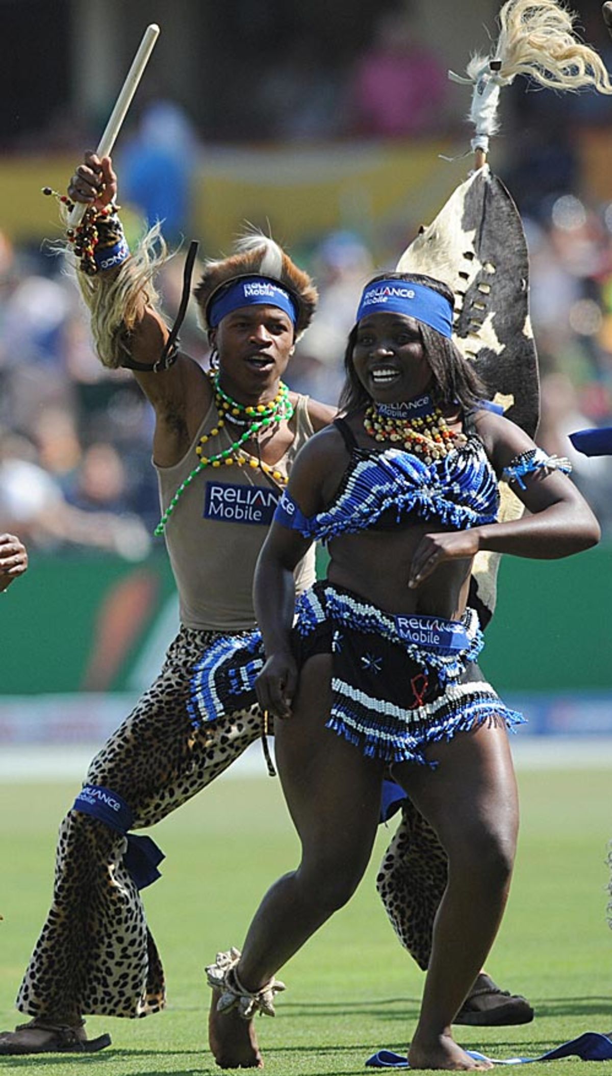 Traditional South African dancers keep the crowd entertained ...
