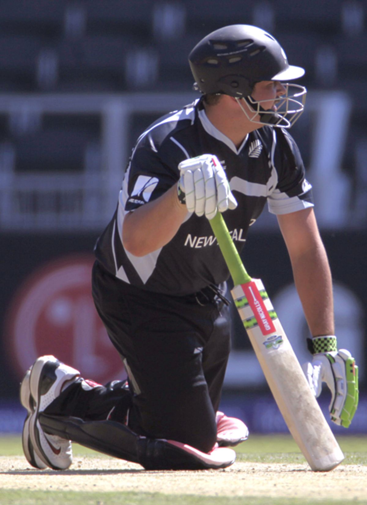 Jesse Ryder pulls up | ESPNcricinfo.com