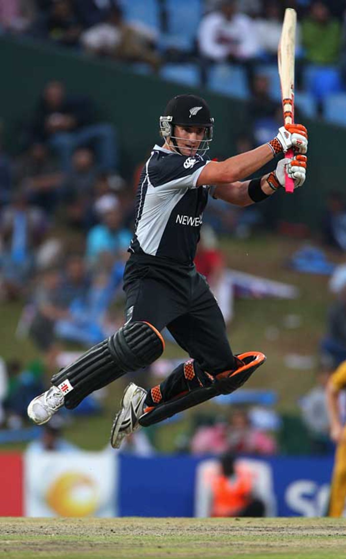 Neil Broom fought hard for his 37 | ESPNcricinfo.com