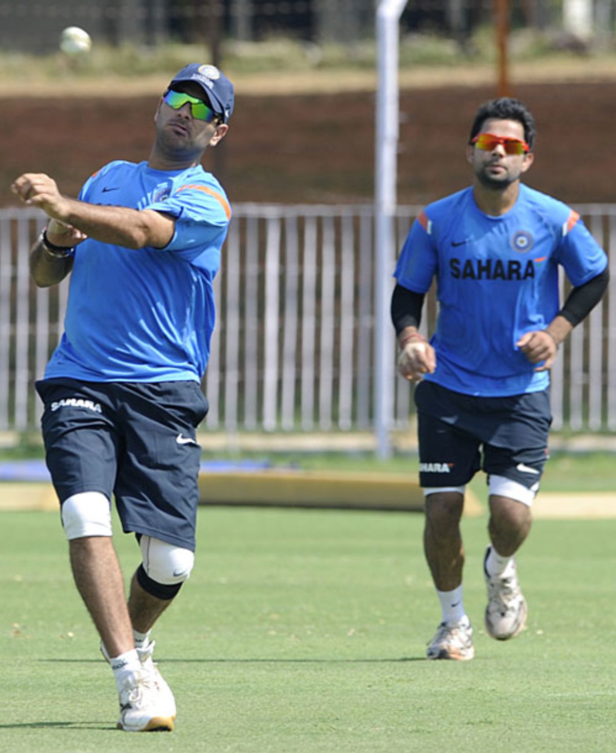 Sachin Tendulkar faces a tennis serve from Gary Kirsten | ESPNcricinfo.com