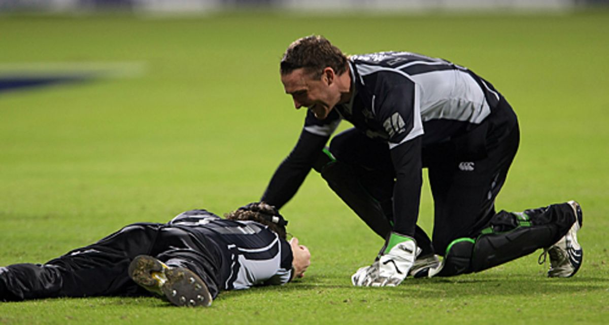 Tim Southee is the center of attention as New Zealand inch closer ...