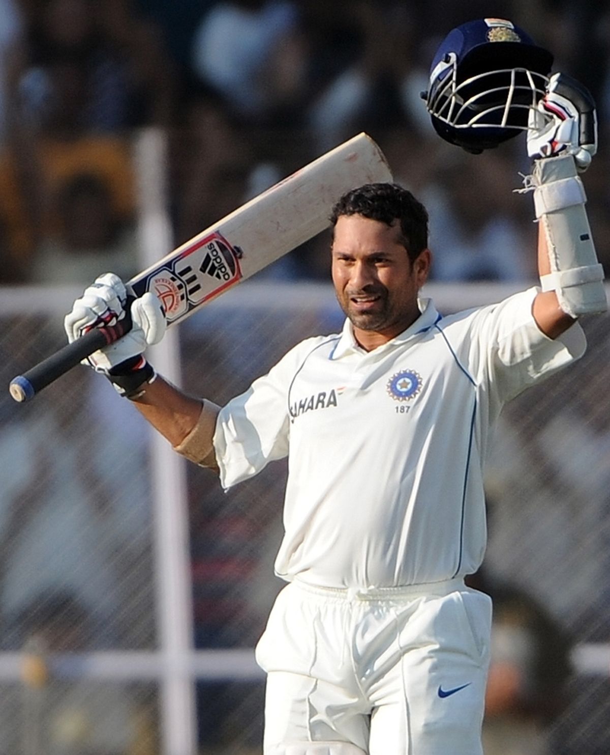 Sachin Tendulkar and VVS Laxman stroll back after saving the Test ...