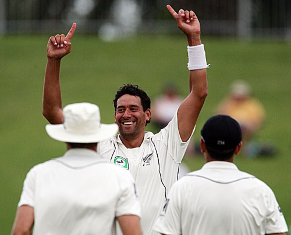 Daryl Tuffey finished with 4 for 52 | ESPNcricinfo.com