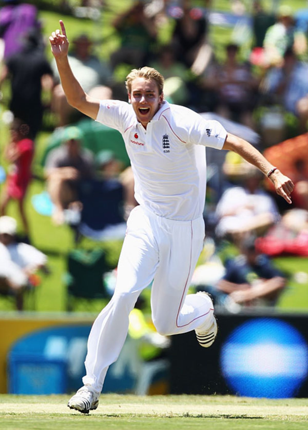 Andrew Strauss called correctly and put Graeme Smith's side into bat ...