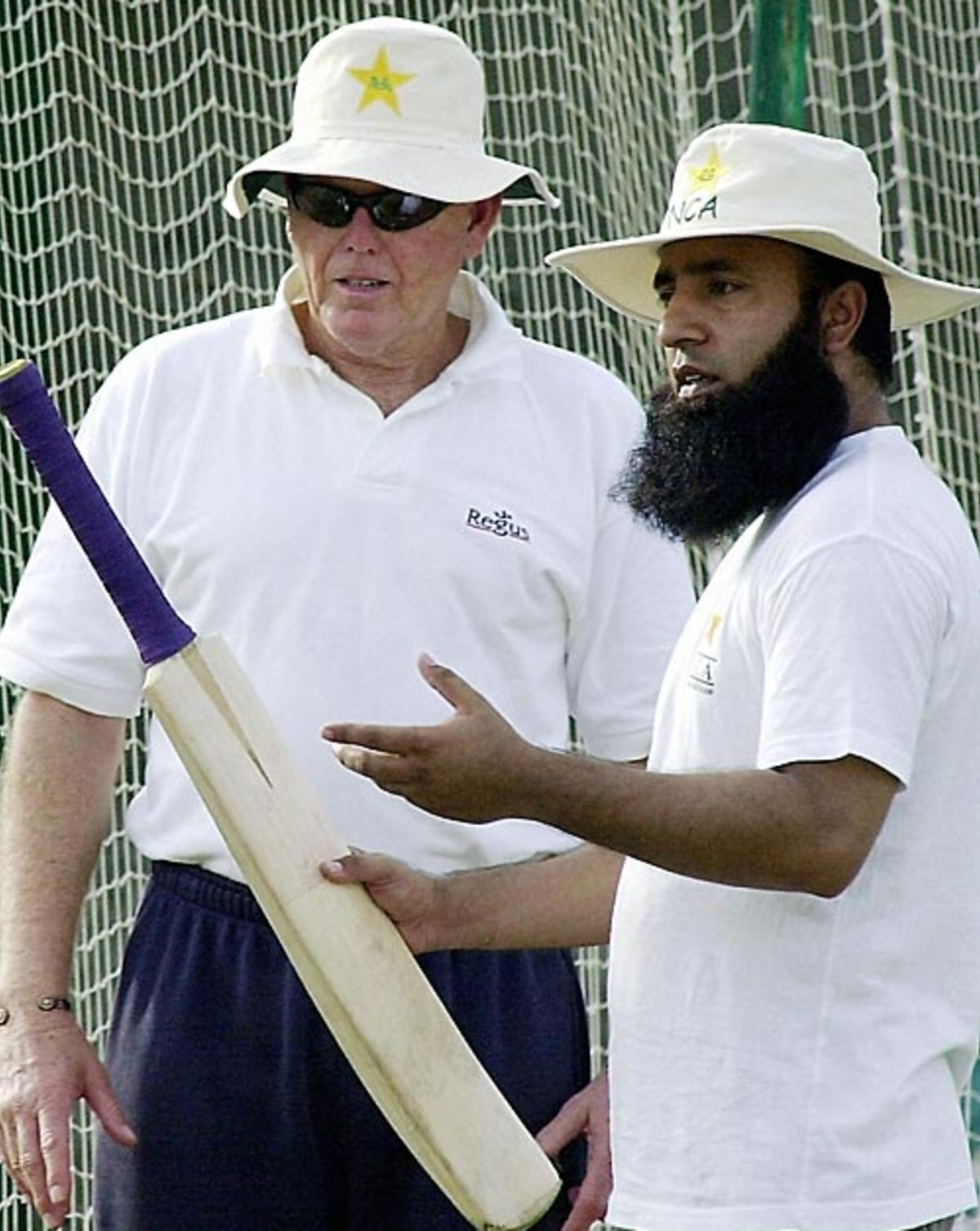 Barry Richards and Saeed Anwar at the nets | ESPNcricinfo.com