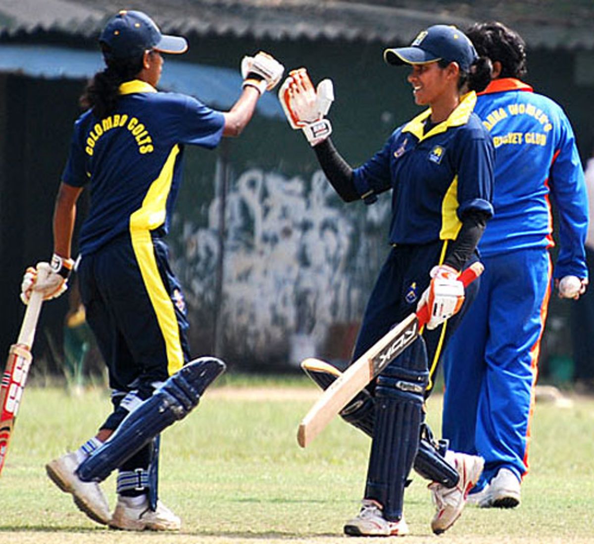 Udeshika Prabodhani and Sandamali Dolawatta during their unbeaten 100 ...