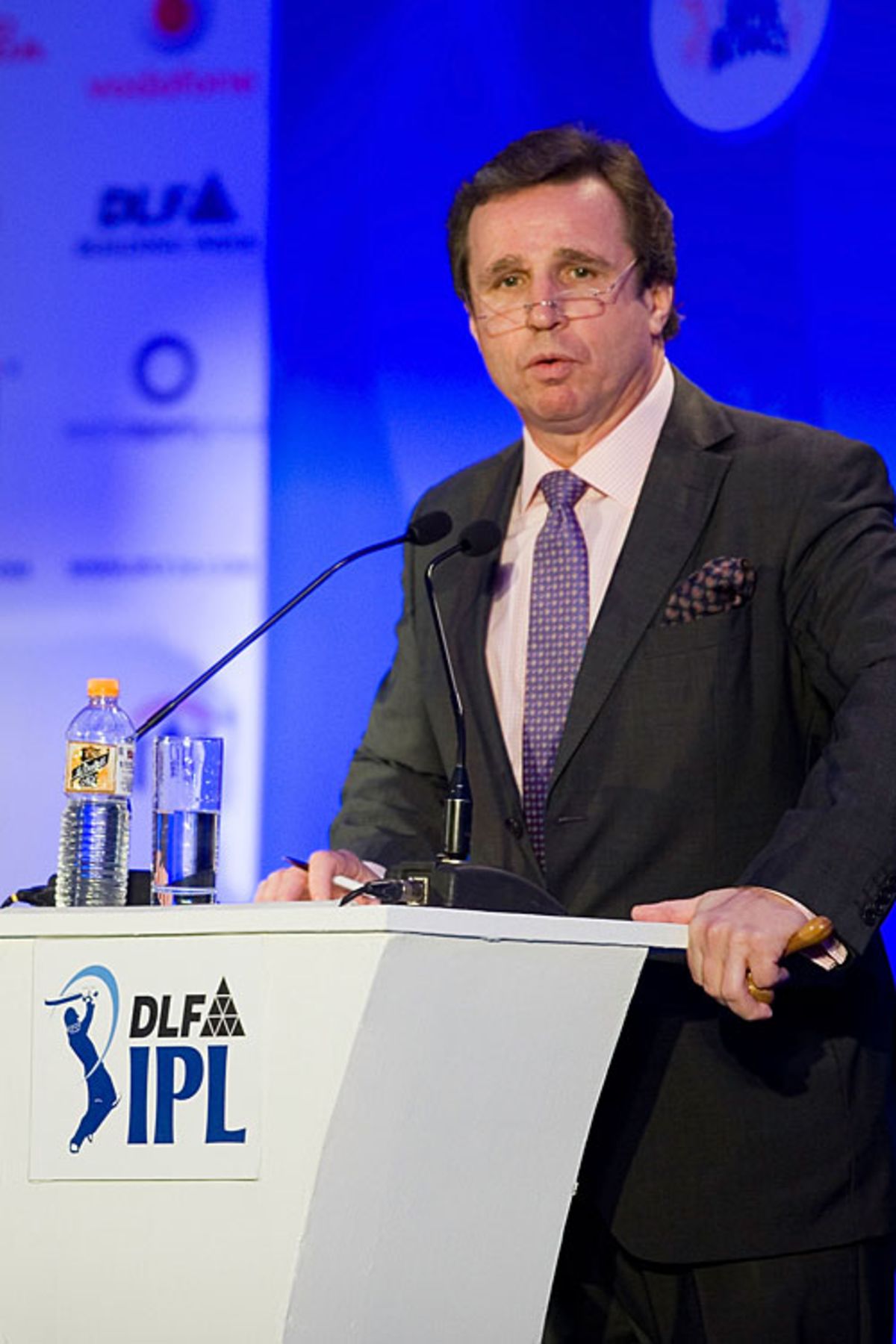 David Hussey's powerful 60 was too much for Queensland | ESPNcricinfo.com