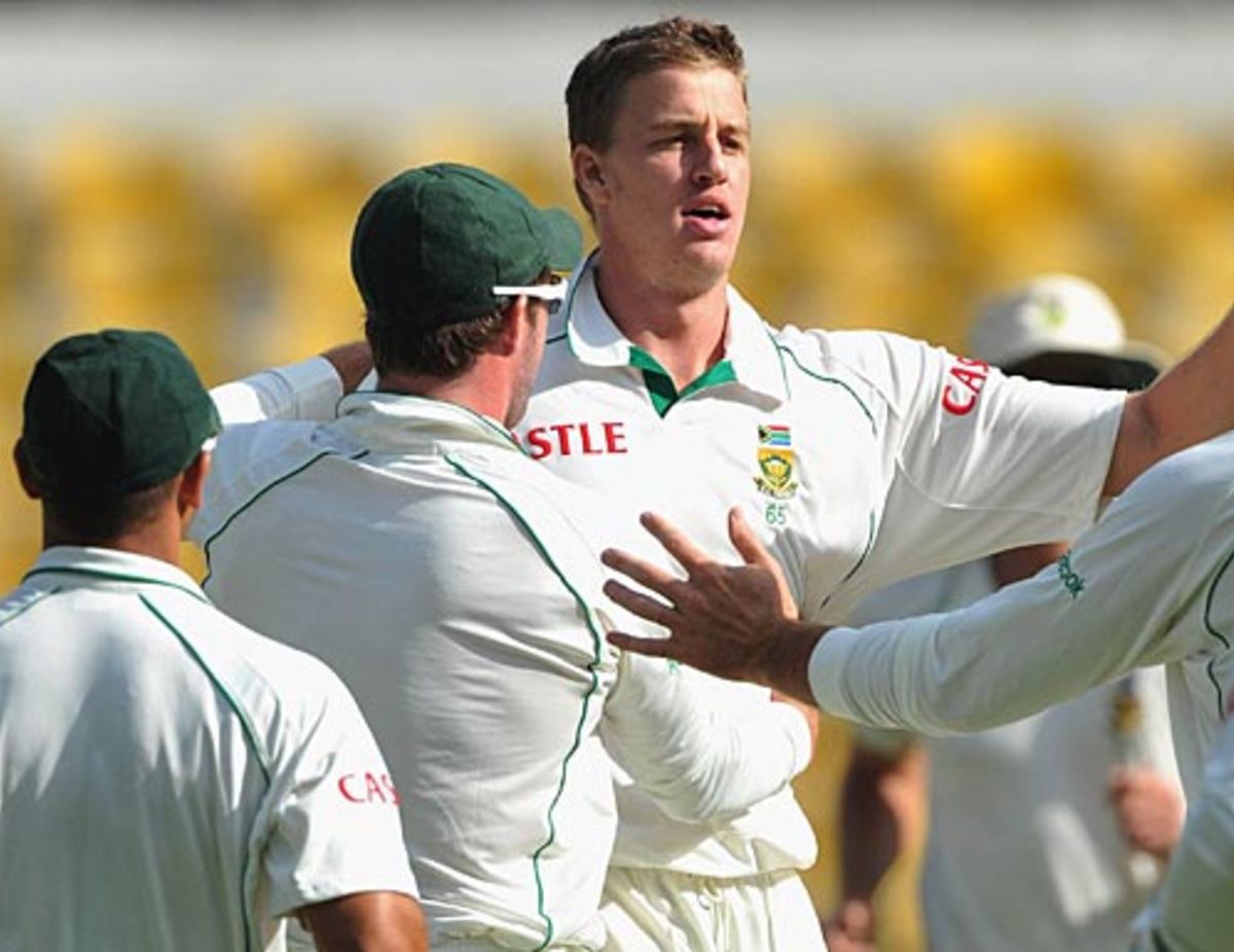 Morne Morkel celebrates Gautam Gambhir's wicket | ESPNcricinfo.com