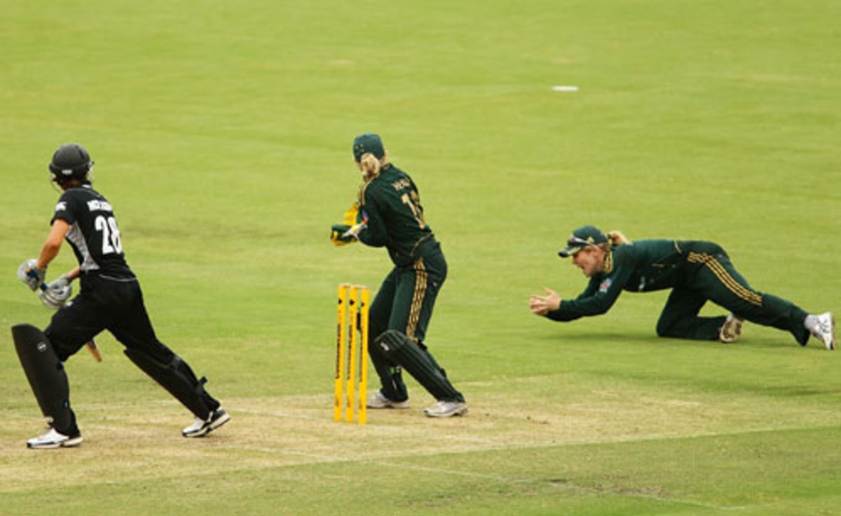 Rachael Haynes' direct hit ended Maria Fahey's innings on 12 ...