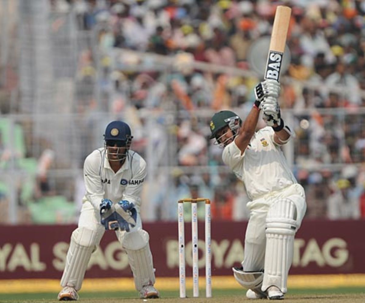 Alviro Petersen drives through cover | ESPNcricinfo.com