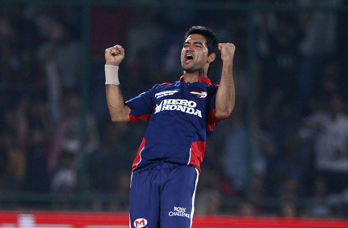 Pradeep Sangwan celebrates Kevin Pietersen's wicket | ESPNcricinfo.com