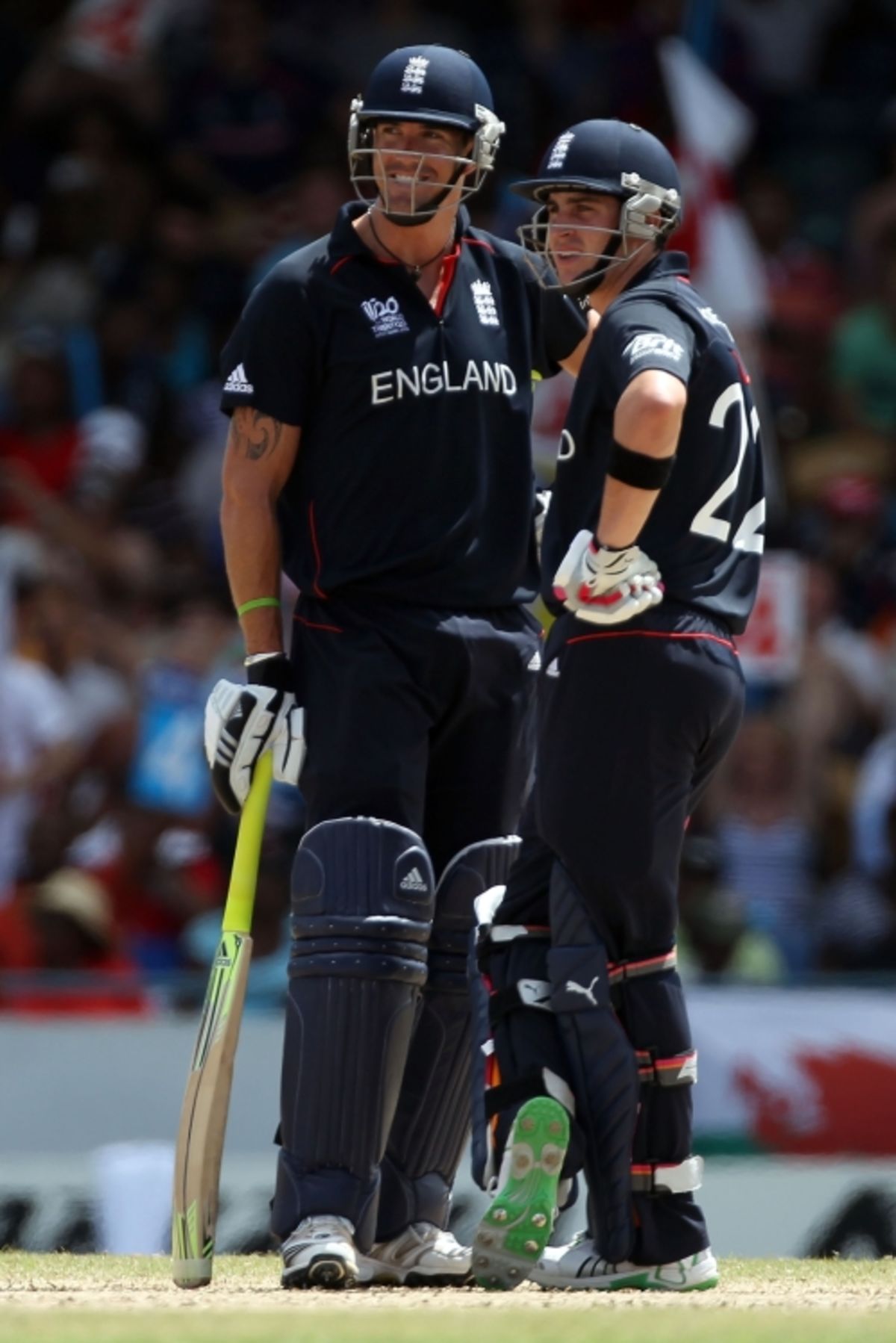 Kevin Pietersen powered England's innings with a 33-ball 53 ...