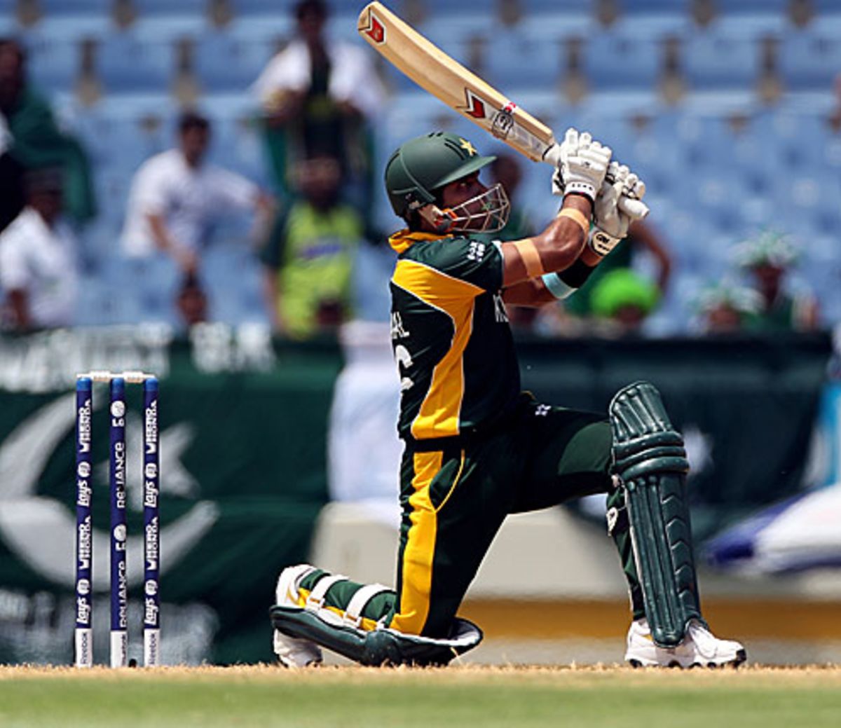 Umar Akmal slogs a six over the on side | ESPNcricinfo.com