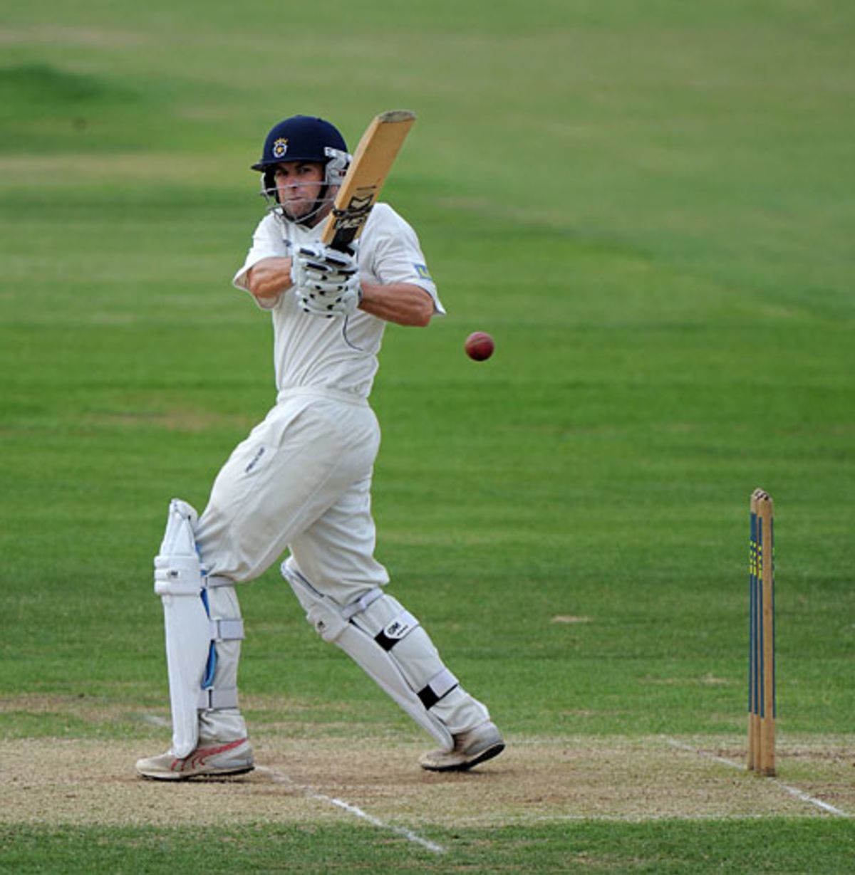 Eoin Morgan goes through his fielding drills | ESPNcricinfo.com