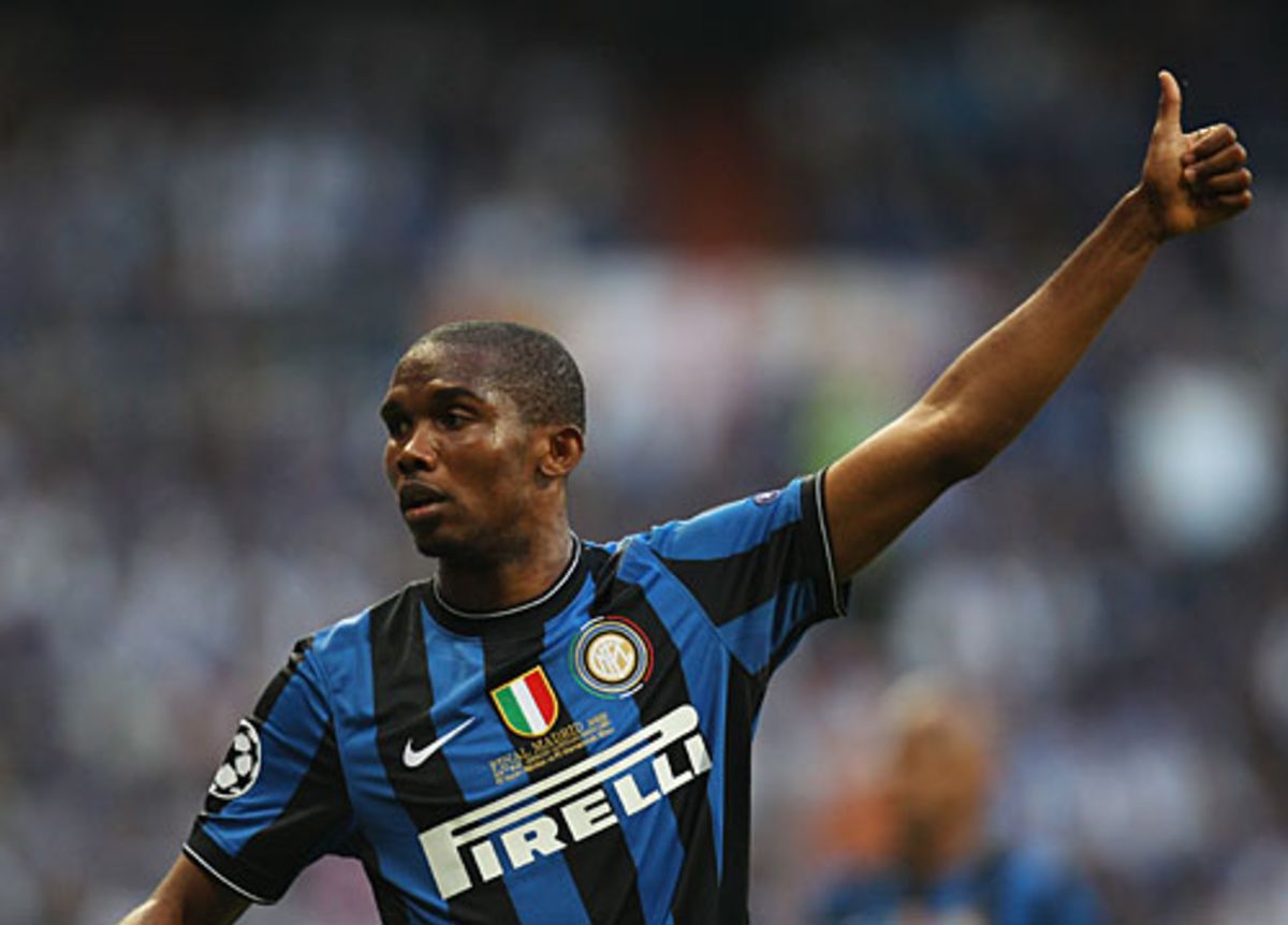 Samuel Eto'o gives a thumbs up | ESPNcricinfo.com